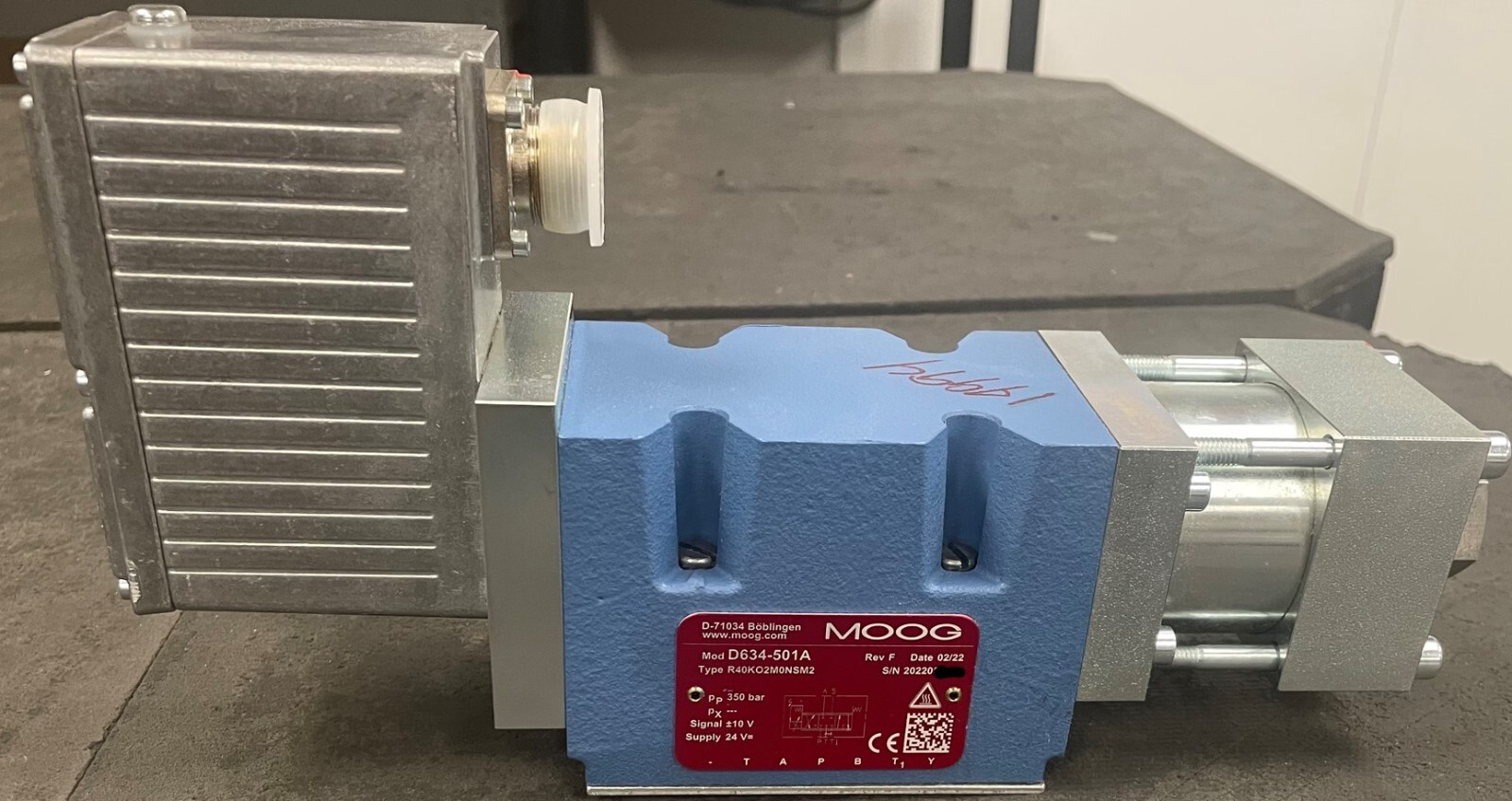MOOG D634-501a Direct Drive Valve R40ko2m0nsm2 2 Year for sale online ...