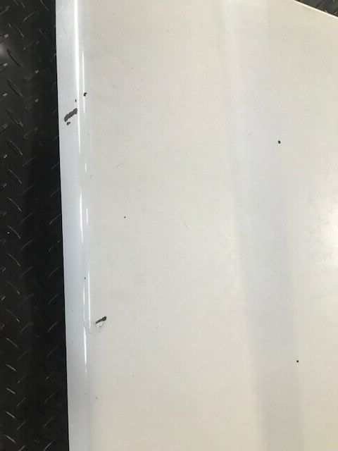 2003-2005 Chevrolet Silverado Hood - White - OEM# 88944302 | eBay