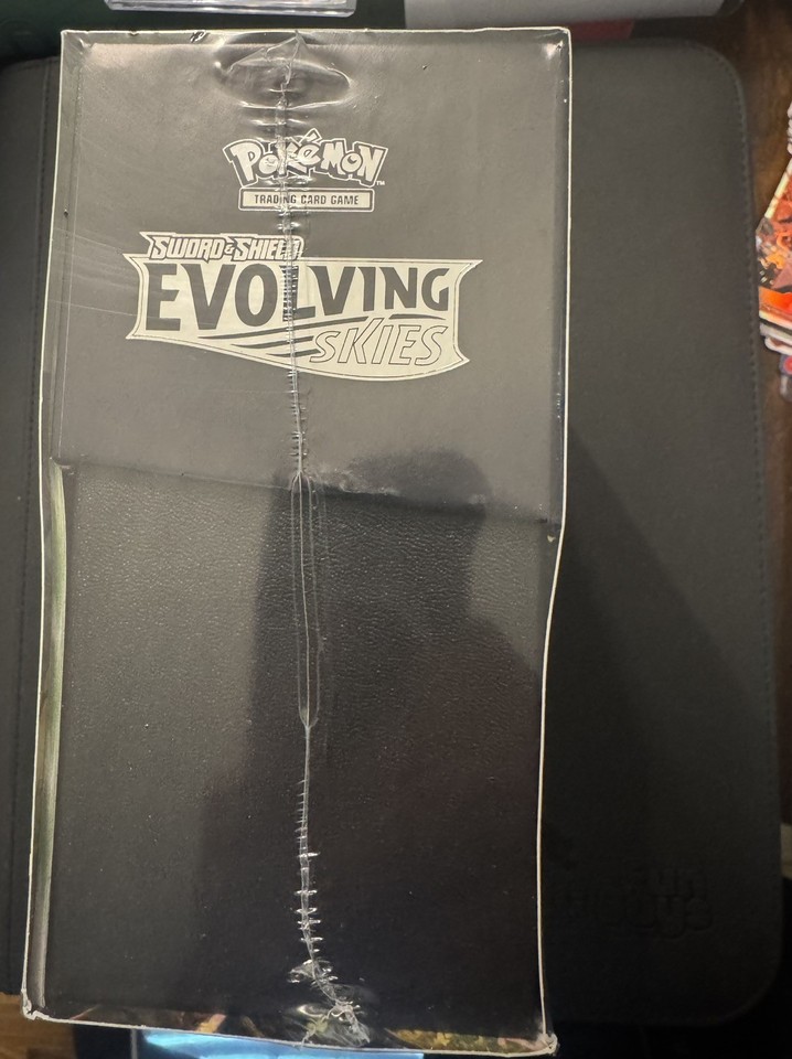 2021 Pokemon SWSH Evolving Skies Sealed Pokemon Center ETB Elite ...