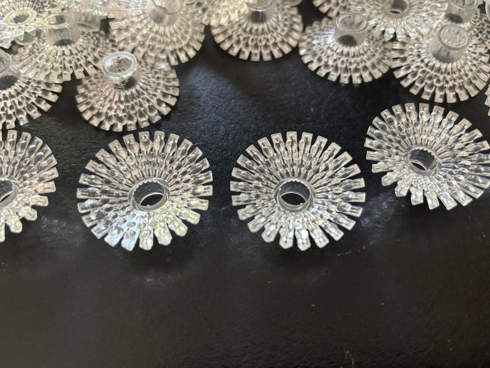 25 Clear Plastic Christmas Light Reflectors Snowflake Flower (4 Lots ...