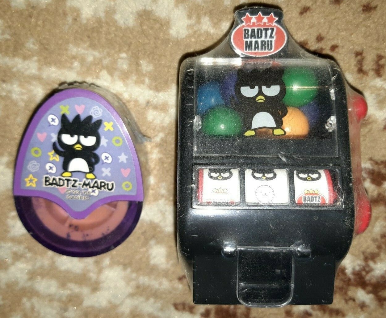 SANRIO BADTZ MARU Gumball Slot Machine & Stamp roller HELLO KITTY anime ...