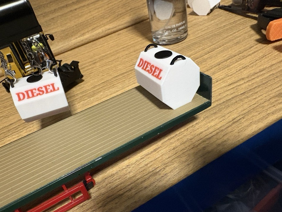 1.50 Construction Equipment 1.50 Truck Load Fuel Bowsers 1/50 | eBay UK