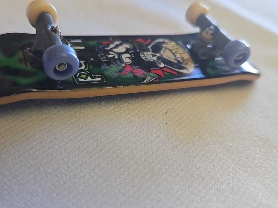 Vintage Tech Deck Blind Series- Fingerboard Skateboard -96mm | eBay