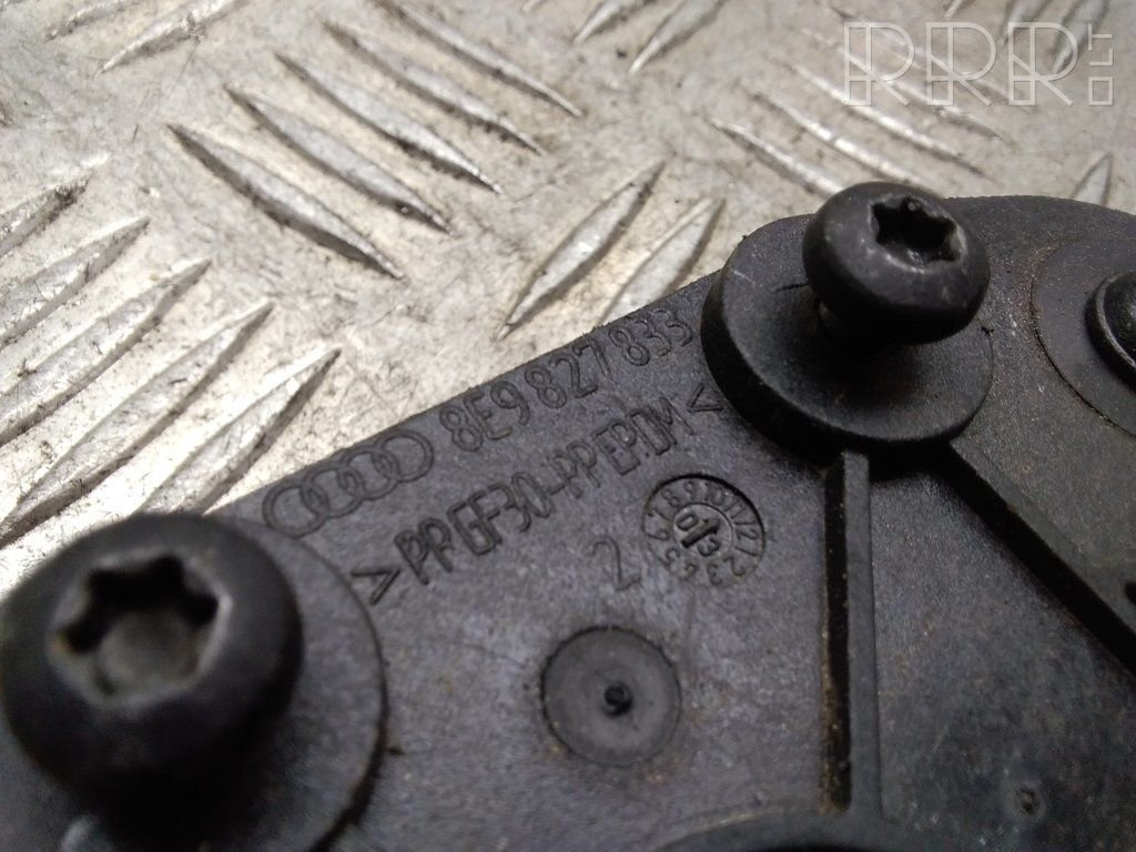 AUDI A6 4B2, C5 8e9827833 Fuel tank cap lock motor 2.40 Petrol 121kw ...