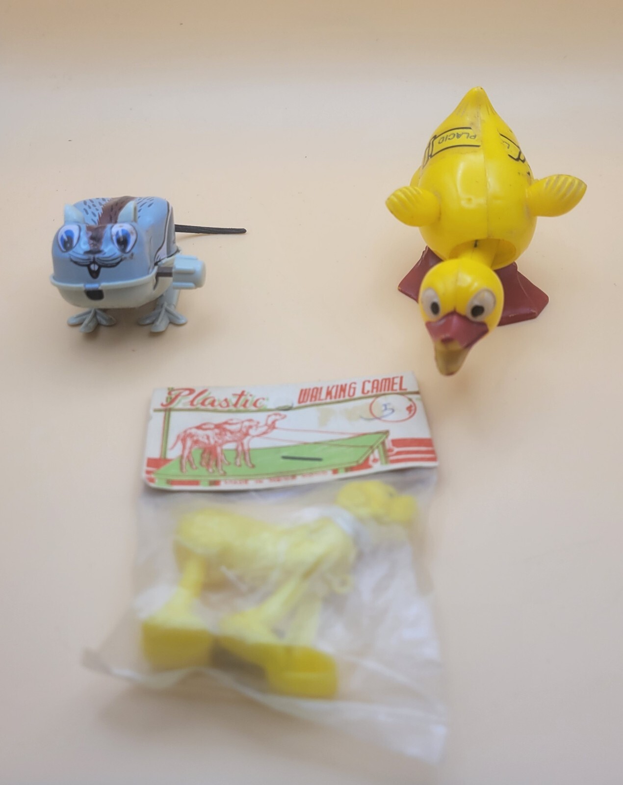 3 Vintage Animal Toys - Walking Dog w/String, Wind Up Squirrel, Bobble ...