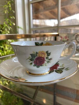 Royal Grafton Avon Shaped Wide Mouthed Tea Cup Saucer Bone China Red ...