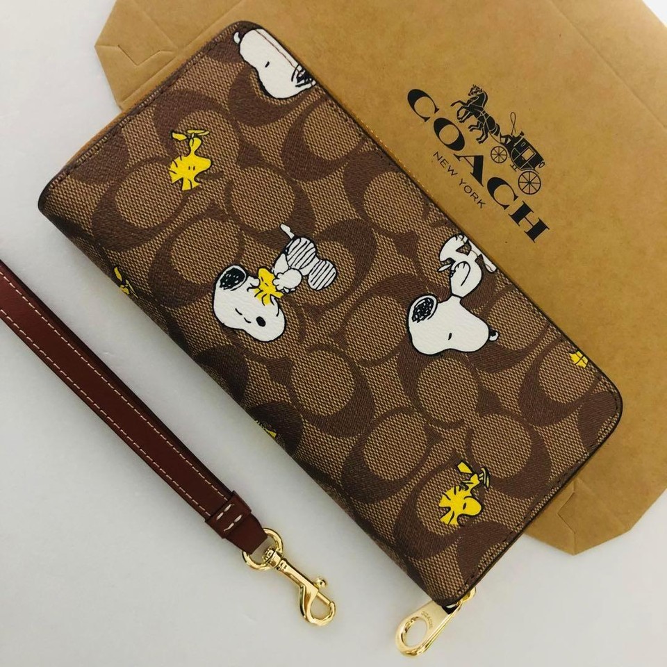 COACH x PEANUTS Long Zip around Wallet Snoopy Woodstock Khaki Signature ...