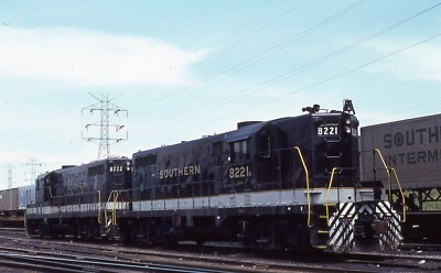 JP Original Slide SOU Southern Railway GP7 #8221+8222 - Cincinnati OH ...