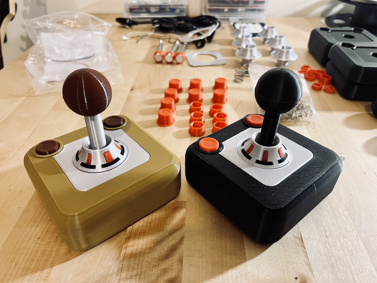 TAC 2 (Suncom) DB9 STYLE JOYSTICK FOR COMMODORE C64, AMIGA 500, ATARI ...