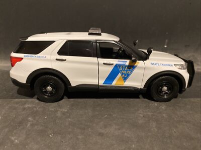 NJSP 1:24 Scale 2022 Ford Explorer Utility Interceptor | eBay