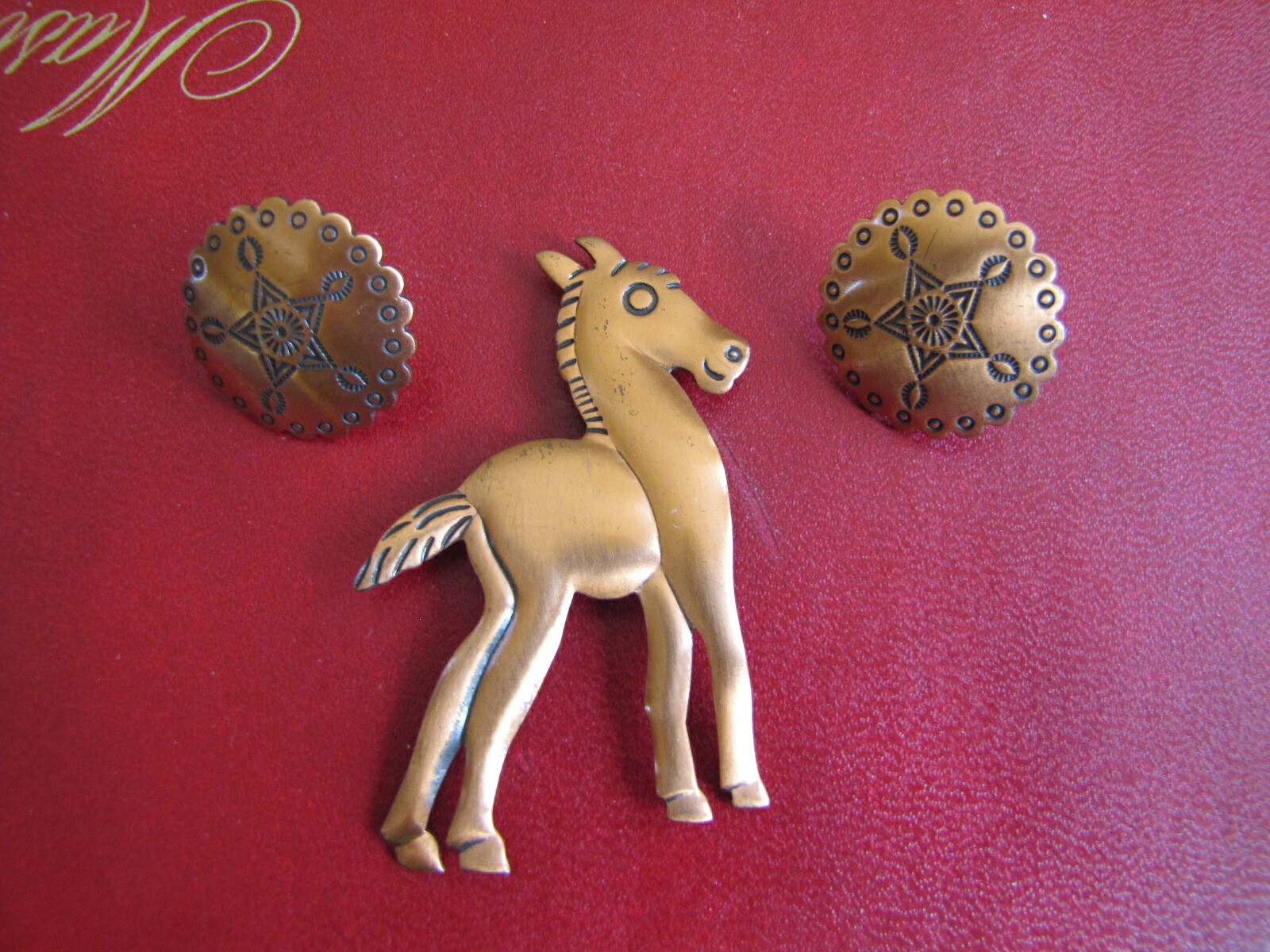 Cute Vintage Copper Donkey Brooch Pin and Star Concha… - Gem