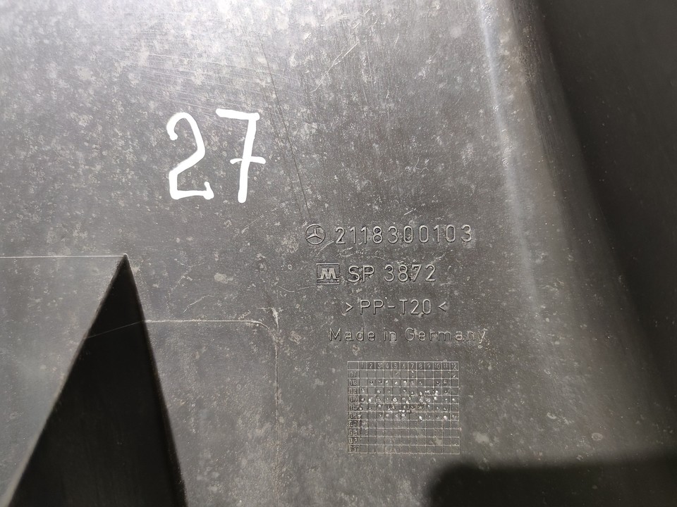 MERCEDES-BENZ E W211 2118300103 Air Filter Cover 3.00 Diesel 140kw ...