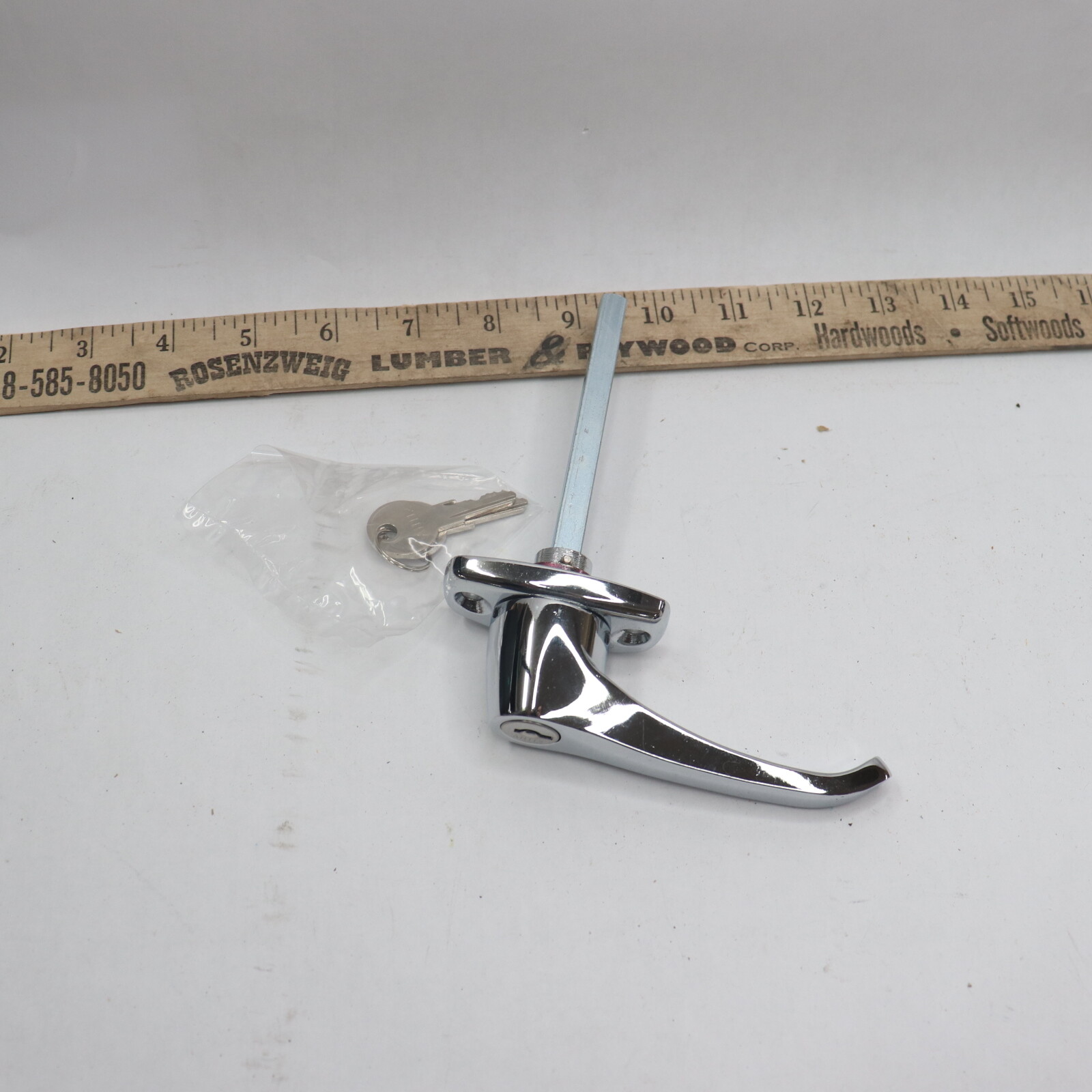 L-Style Handle Square Shaft Key-Locking Chrome 360 Rotation 1 3/4" x 5/ ...