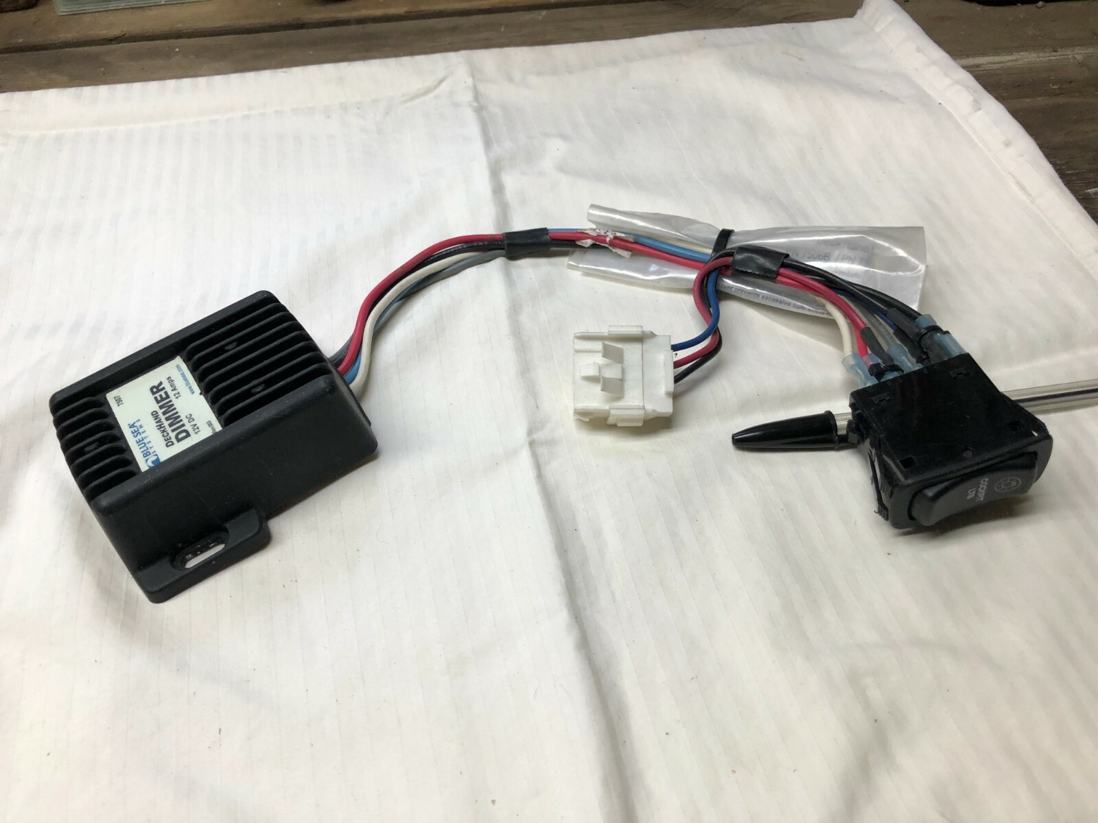 Blue Sea Systems Deckhand Dimmer Unit 7507 Switch and Wiring Brand New ...