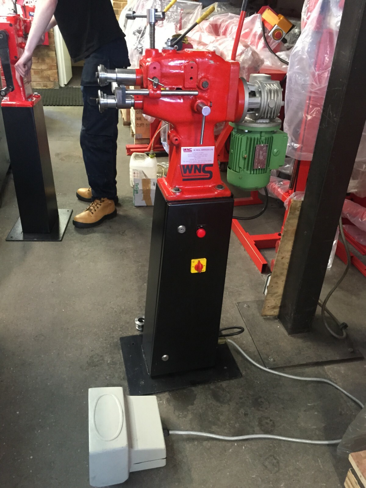 WNS Power Swager Swaging Machine 215mm x 1.2mm Capacity 6 Sets of Rolls ...