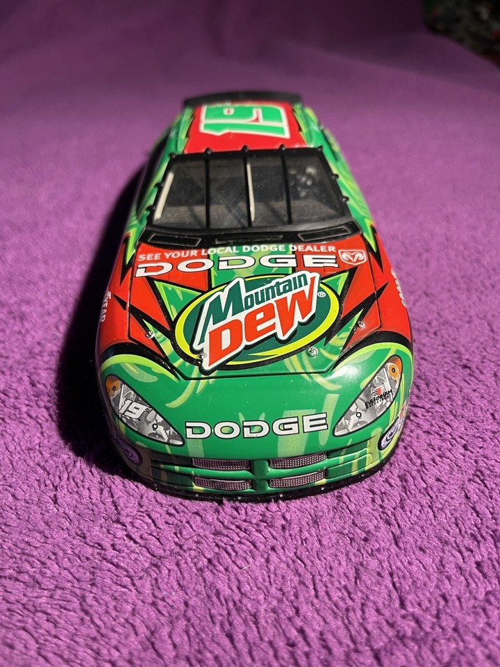 Jeremy Mayfield #19 Dodge Dealers Mountain Dew 2002 Dodge Intrepid 1:64 ...