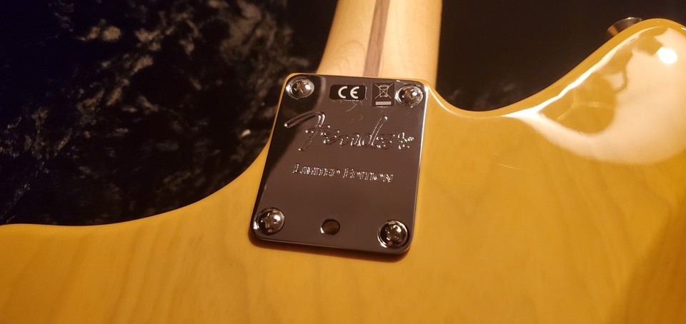 2018 Fender Meteora Parallel Universe Mint/Unused + Hard Case and CoA ...