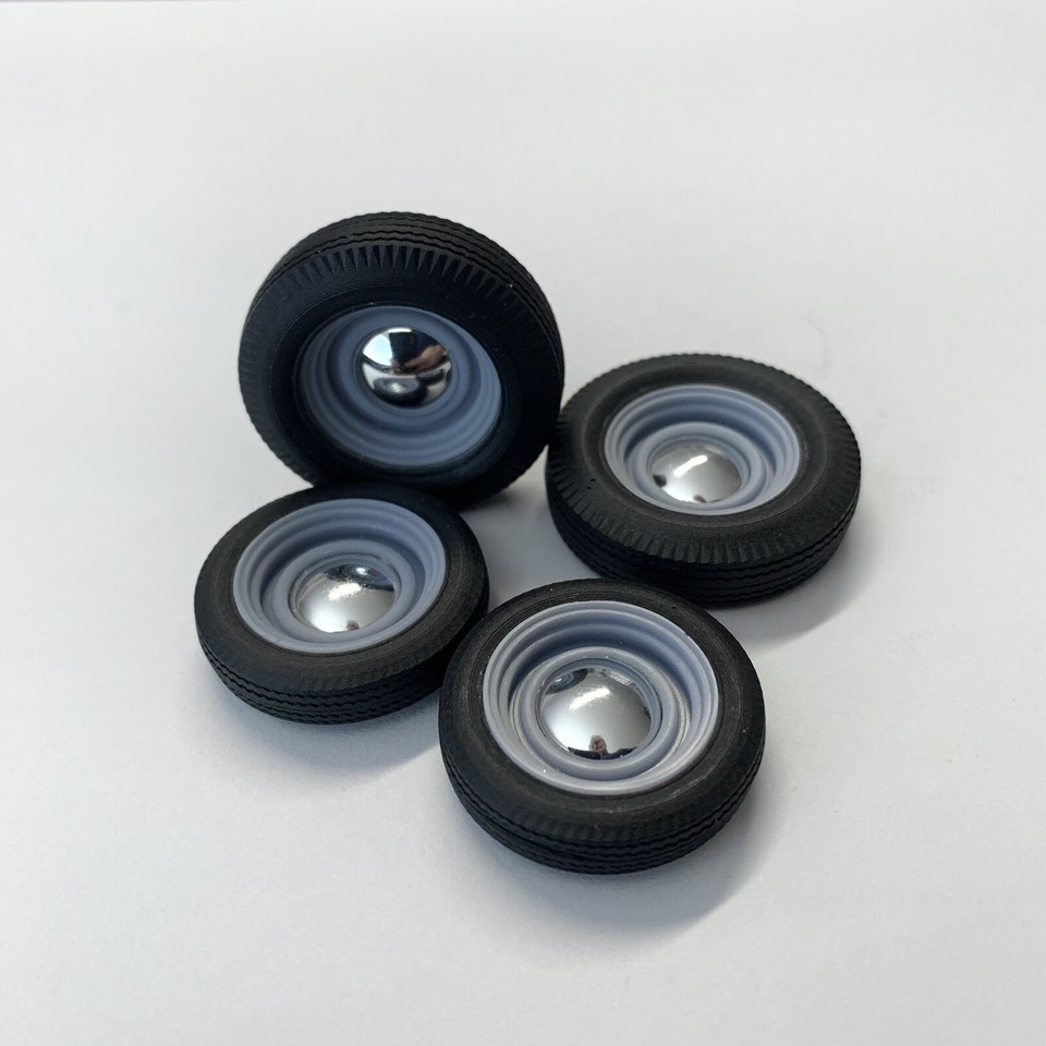 1:25 19” Steel wheels 3d printed with big and little tires. Chrome Cap ...