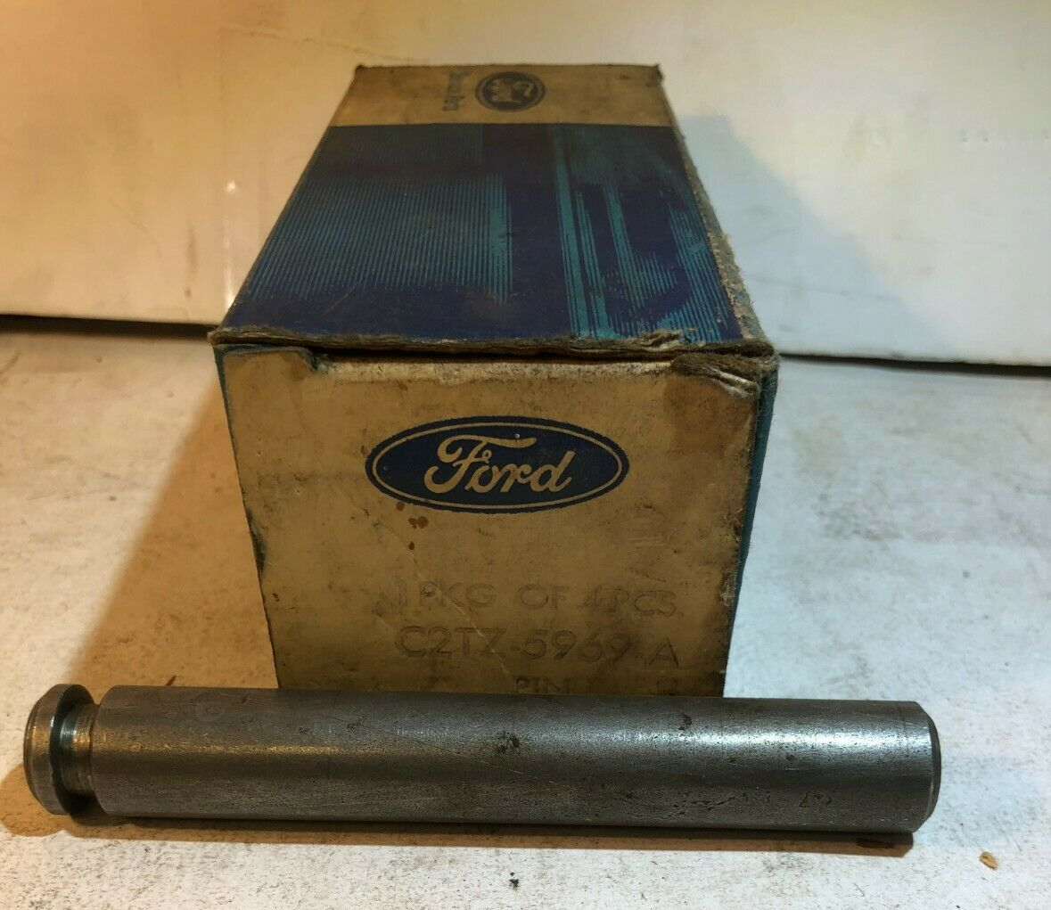 NOS C2TZ-5969-A Ford Big Truck Rear Spring Bracket REBOUND PIN QUANTITY ...