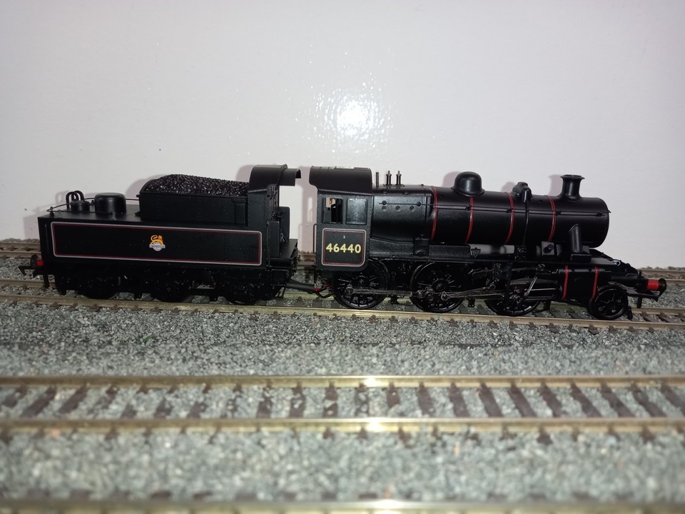 Bachmann OO Gauge Steam Locomotive 32-826 Ivatt Class 2MT 46440 BR ...