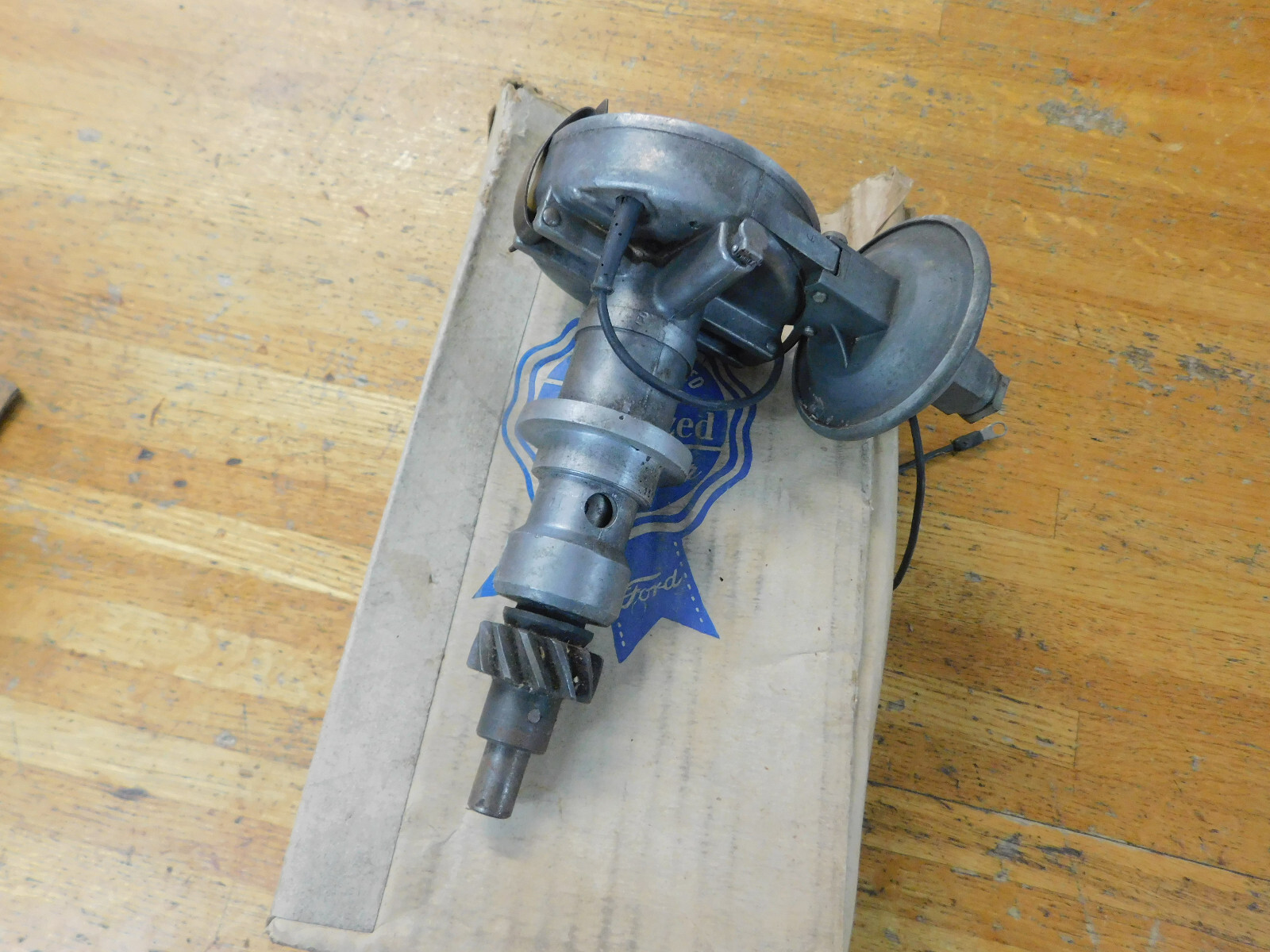 NOS 1960 - 1964 FORD GALAXIE F100 ECONOLINE 223 6CYL DISTRIBUTOR ASBY ...