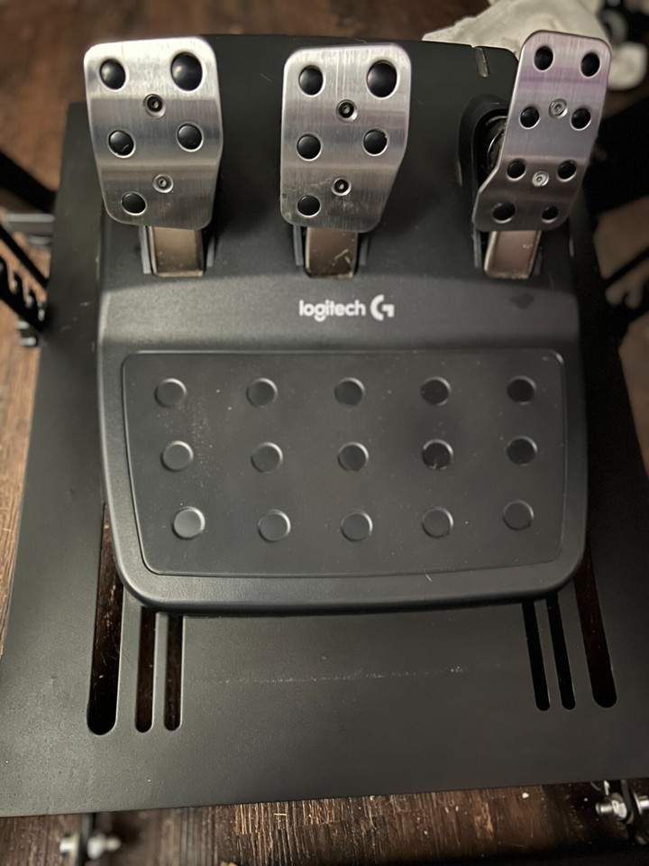 Logitech G G923 USB Steering Wheel + Pedals PC, Xbox - Black ...