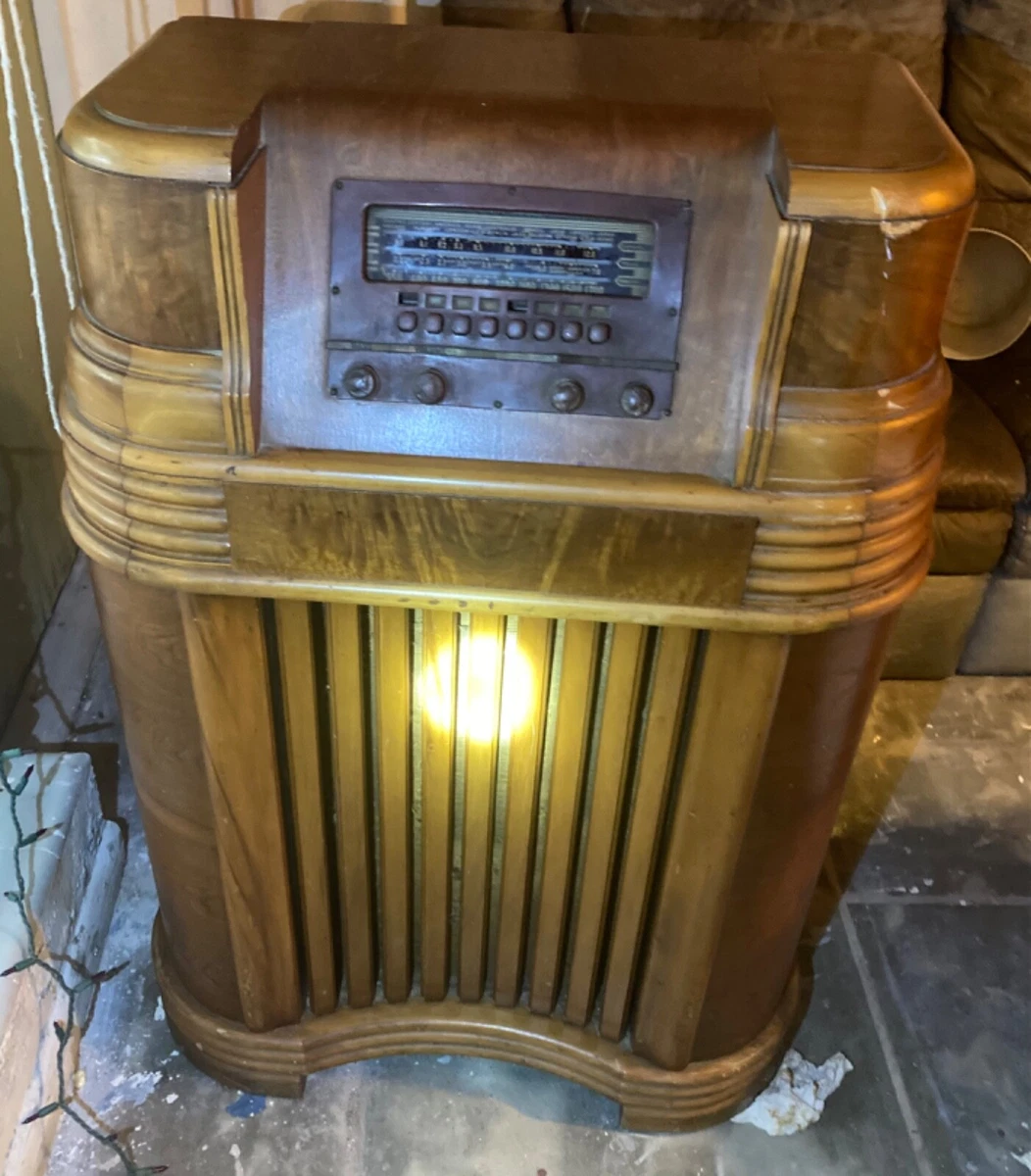 Antique Radio Console