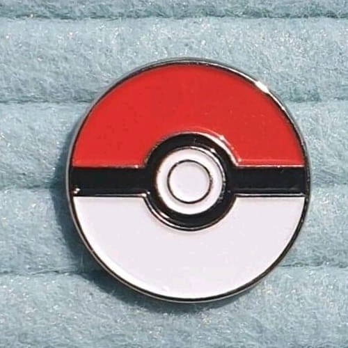 Enamel Badges Set 2 Pokemon Pikachu & Poke Ball Enamel metal pin badges ...