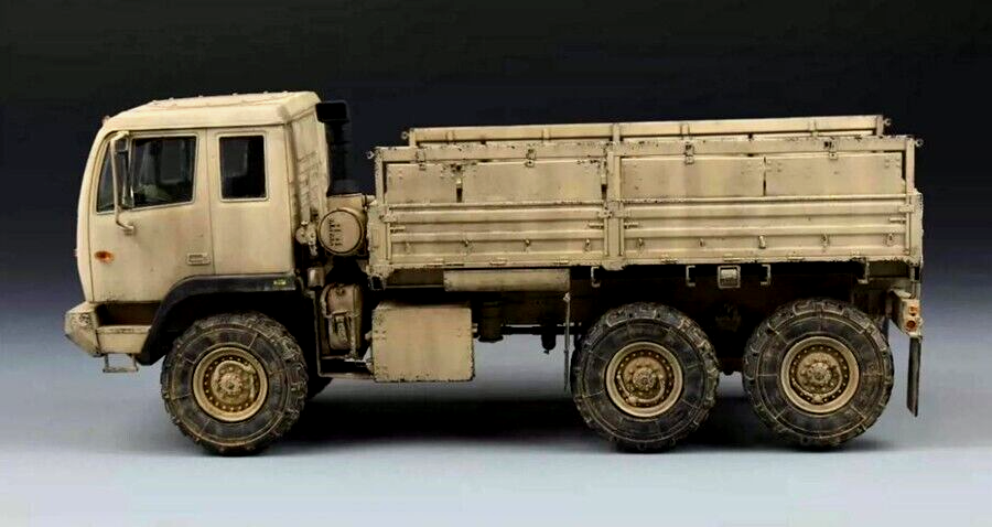 1/35 US Army M1083 FMTV Military Cargo Truck Finished Model (Trumpeter ...