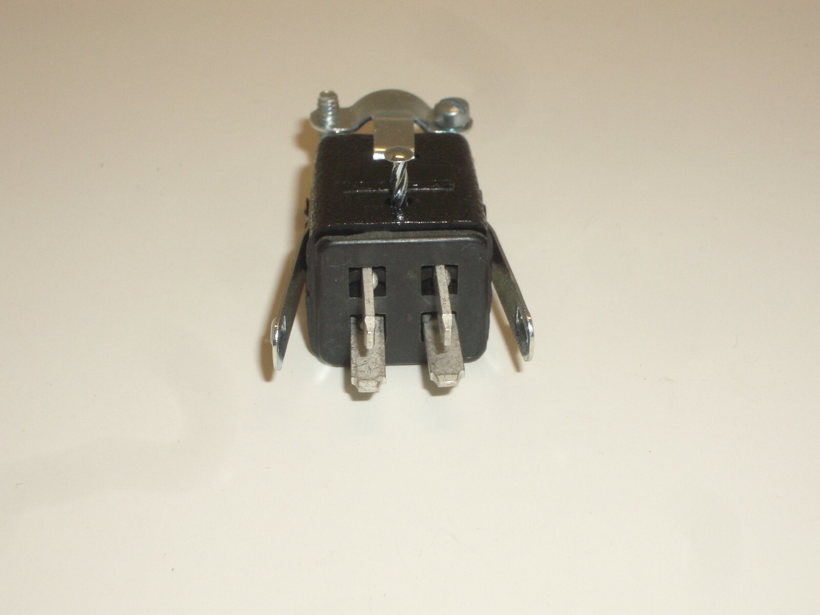 CINCH JONES BEAU MOLEX P-304-CCT-L PLUG 4PIN w/ LATCH | eBay