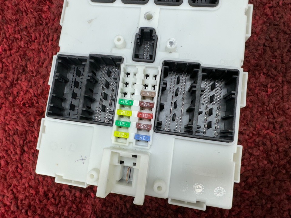 BMW F30 F23 F32 FRONT ELECTRONIC FUSE RELAY DOMAIN BODY CONTROL MODULE ...