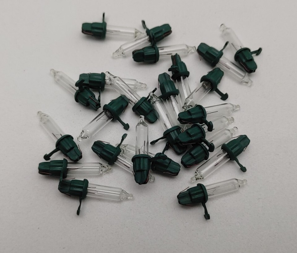50x 2.5v Clear White Mini Christmas Tree Light Bulbs With Green Base ...