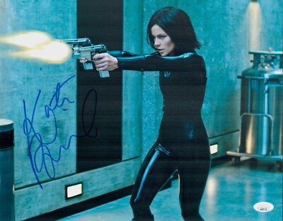KATE BECKINSALE Signed 11x14 UNDERWORLD Photo Authentic Autograph JSA ...