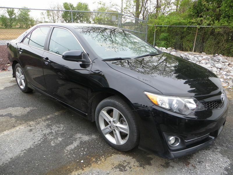 2012-2013 Toyota Camry Radio AM/FM CD Player Receiver P10067 OEM 86140 ...