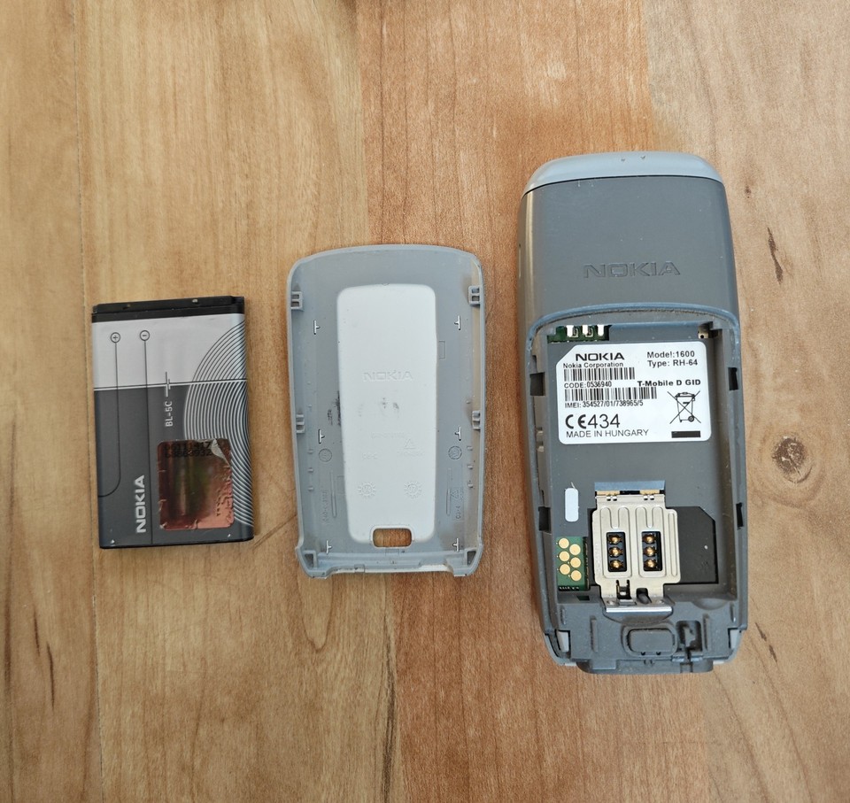 original Nokia 1600 ( Modell RH-64 ) in silber-grau und OVP | eBay.de