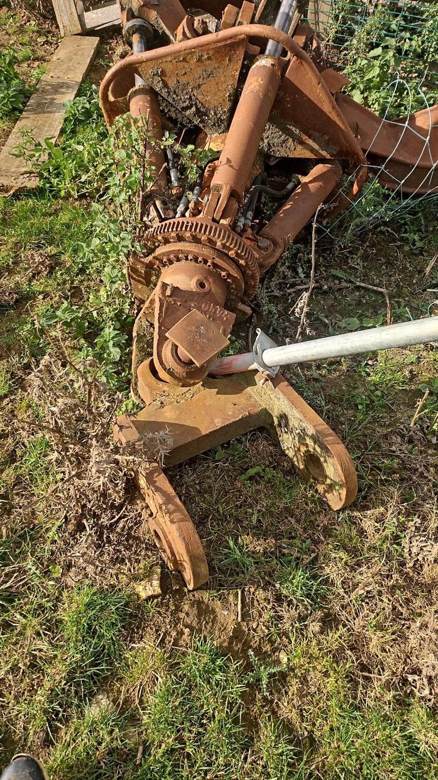 5 TINE SCRAP GRAB | eBay UK