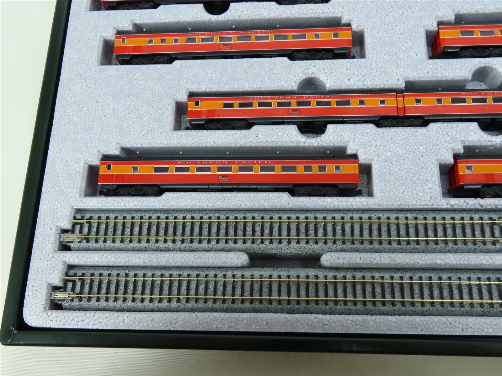 KATO N 106-060 Southern Pacific Morning Daylight 10 Car Passenger Set ...
