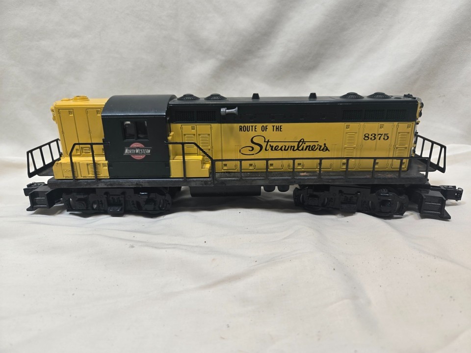 Lionel 8375 Chicago Northwestern GP 7 Diesel Engine | eBay