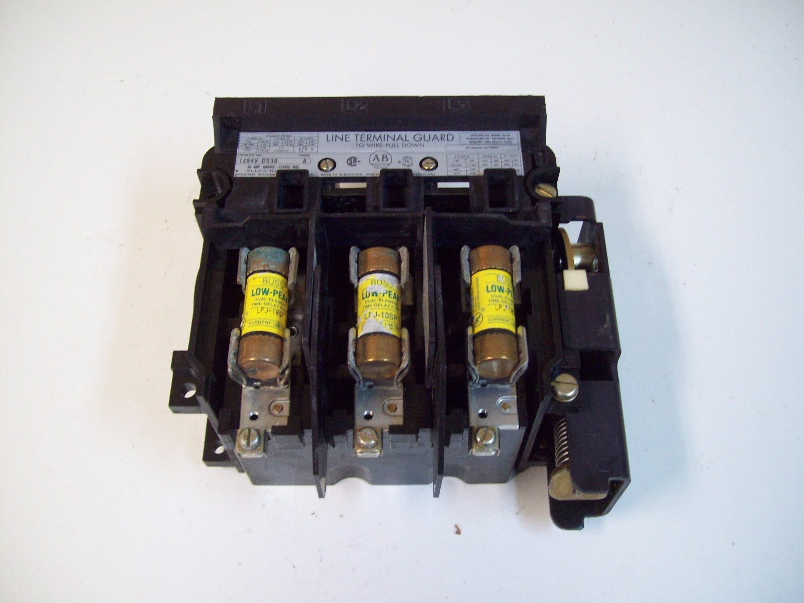 ALLEN-BRADLEY 1494V-DS30 SER. A LINE TERMINAL GUARD DISCONNECT 30A ...