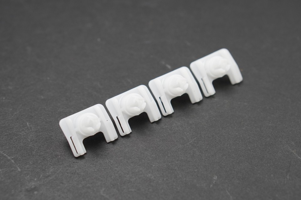 NEW BMW E30 Door Molding Impact Strip Clips x4 - 51131876128 | eBay