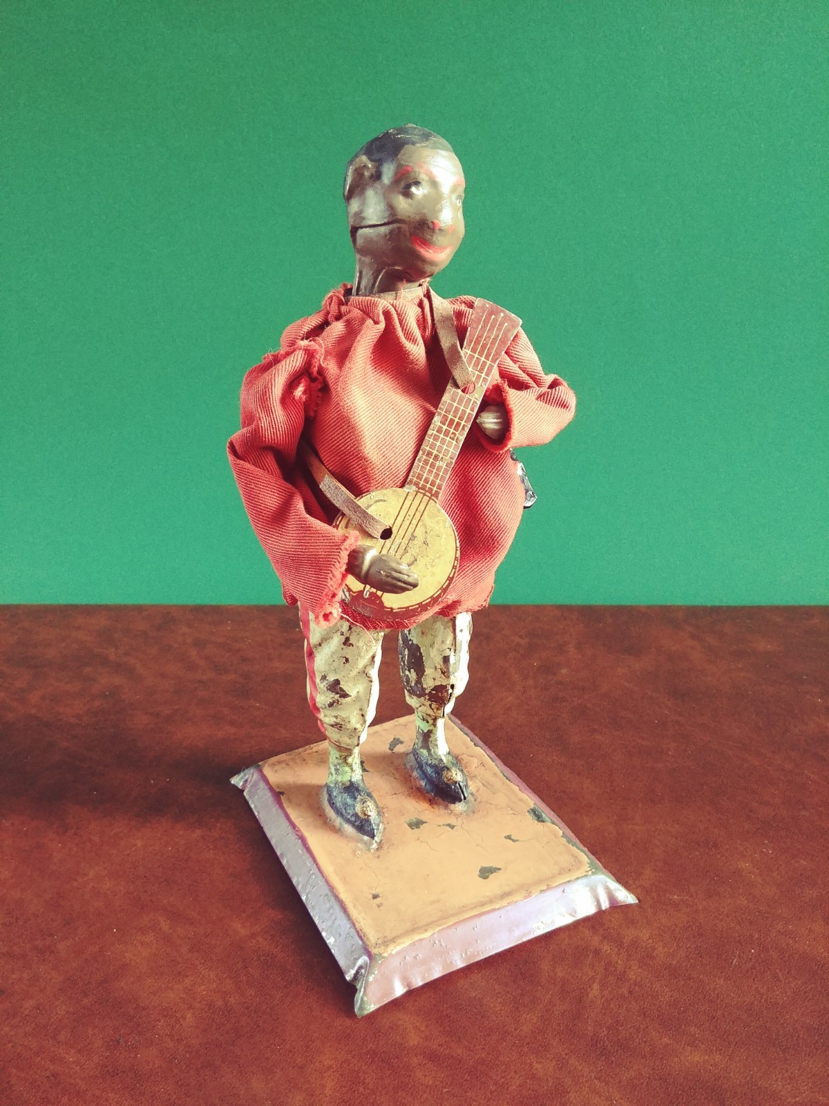 Scarce 1910's SG Gunthermann Tin Wind-up Banjo Playing Minstrel ...