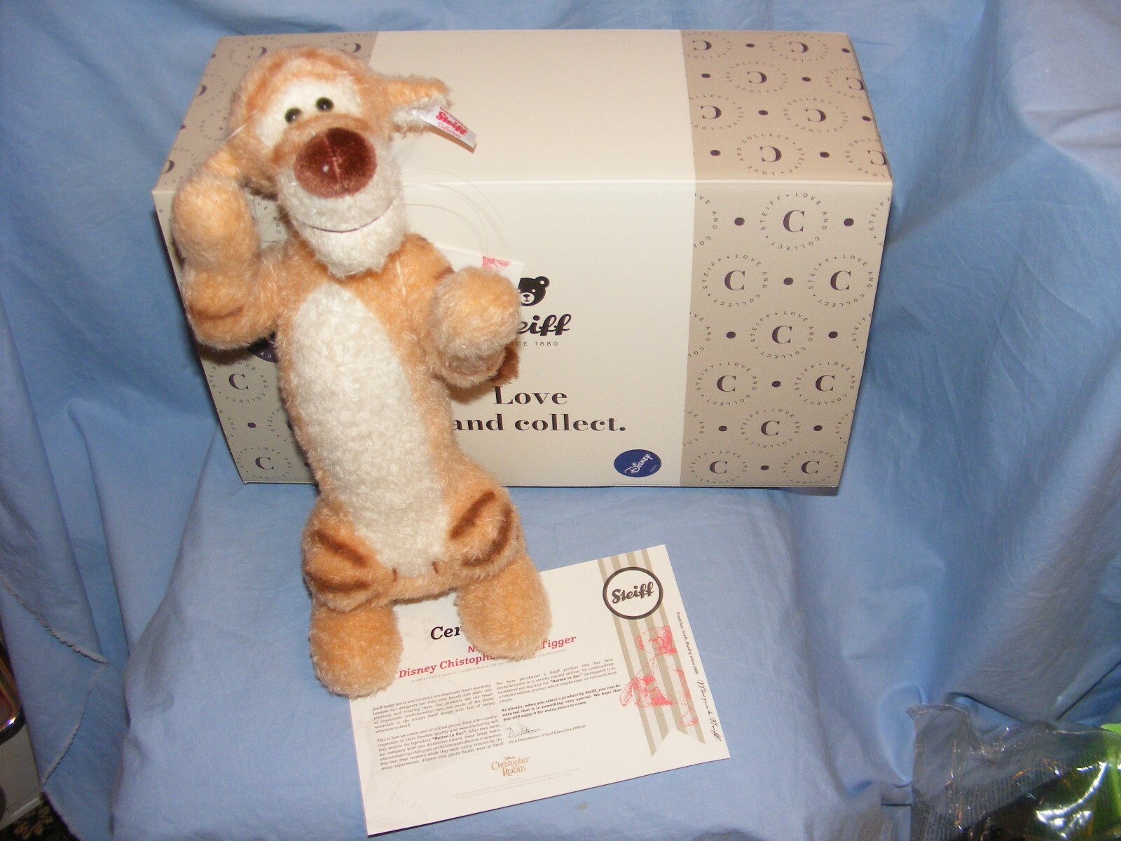 Steiff 355639 Christopher Robin 36cm Mohair Tigger 2020 Ltd Ed of 2000 ...