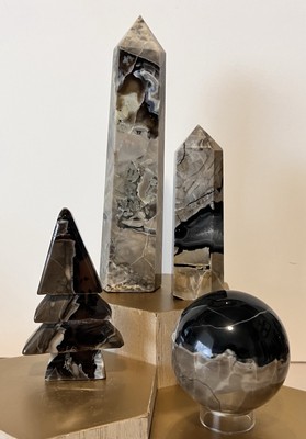 Volcano Agate 4-Piece Set UV Reactive - 2 Towers, 1 Tree carving, 1 ...