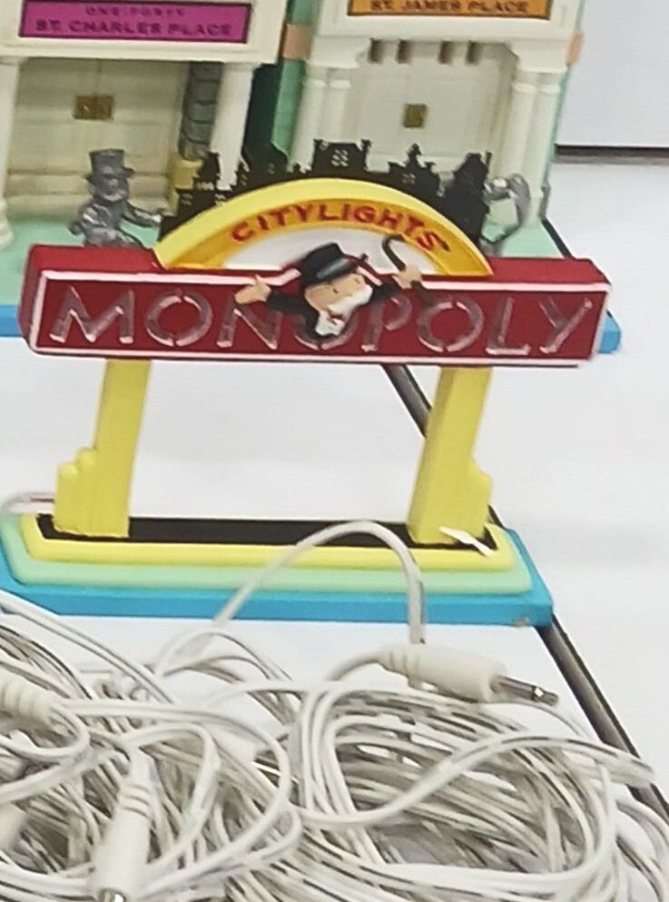 Department 56 Hasbro Vtg Monopoly Figurine 20 piece gift set Lot 8 ...