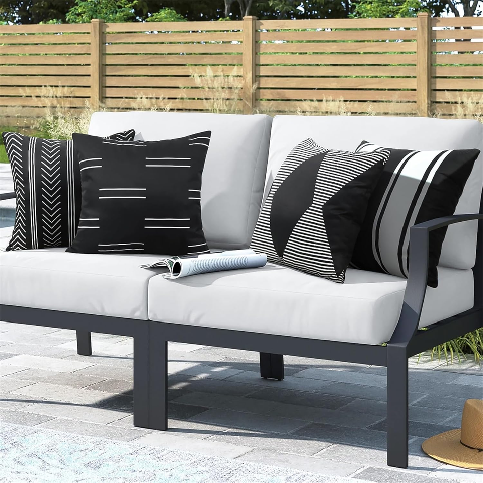 Outdoor Waterproof Pillow Covers 18X18 Inch Set of 4 Black and White ...