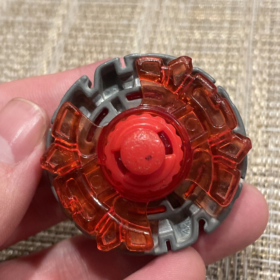 Red Horn Version Dark Bull H145SD Beyblade Hasbro Metal Fusion - US ...