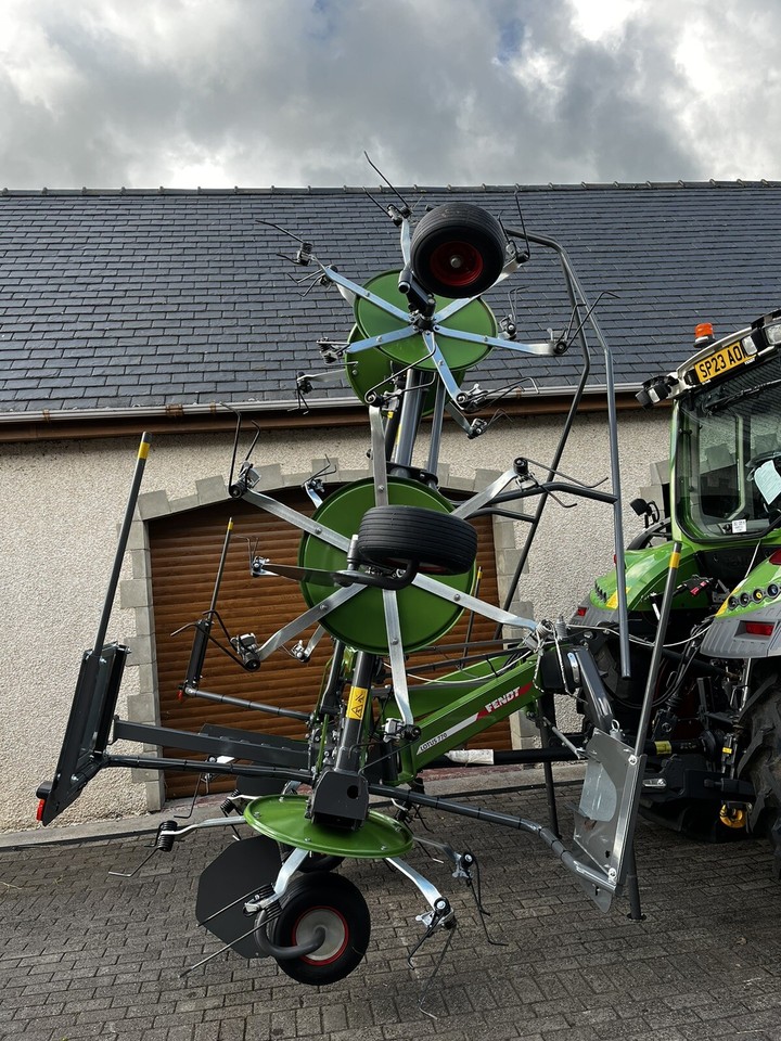 Lely Lotus 770 Tedder / Fendt Lotus Grass Hay Tedder | eBay