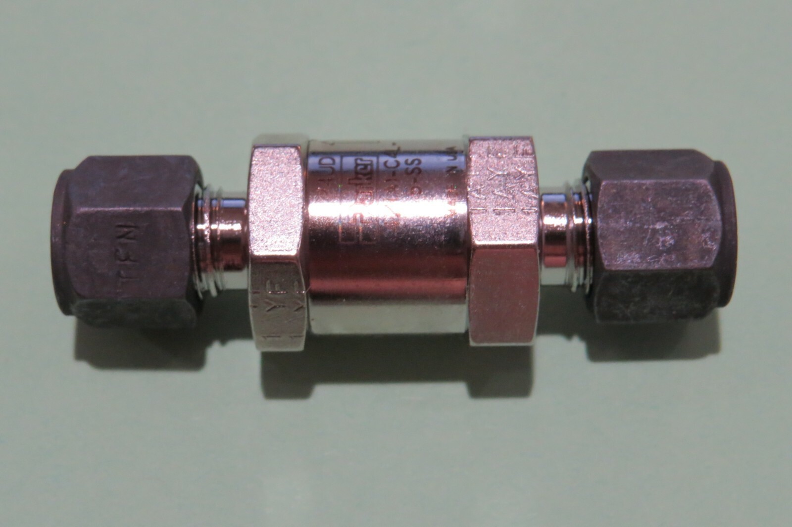 PARKER 4Z-C4L-10-SS 1/4" CPI(R) Stainless Steel Instrumentation Check ...