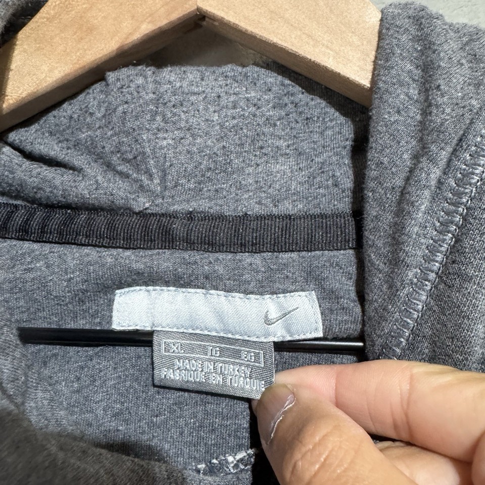 Nike Hoodie Men's XL Gray Swoosh Y2K Silver Tag Swoosh Essential Basic ...
