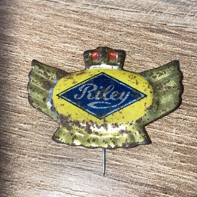 Vintage Tin Plate Riley Motor Car Great Britain Logo Pin Badge (1437 ...